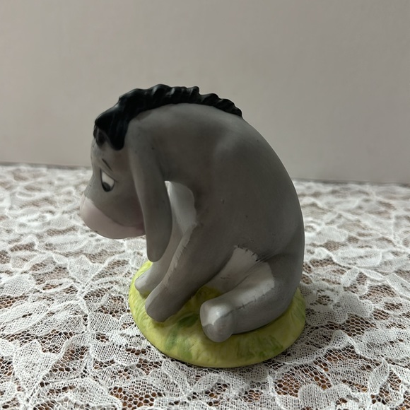 Disney | Art | Vintage Sitting Eeyore 35 Porcelain Winnie The Pooh ...